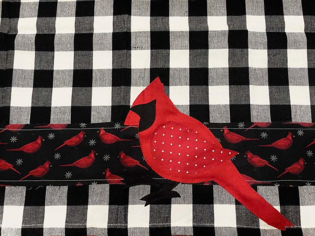 Cardinal applique pattern in 2 sizes – Lisa’s Little Things LLC