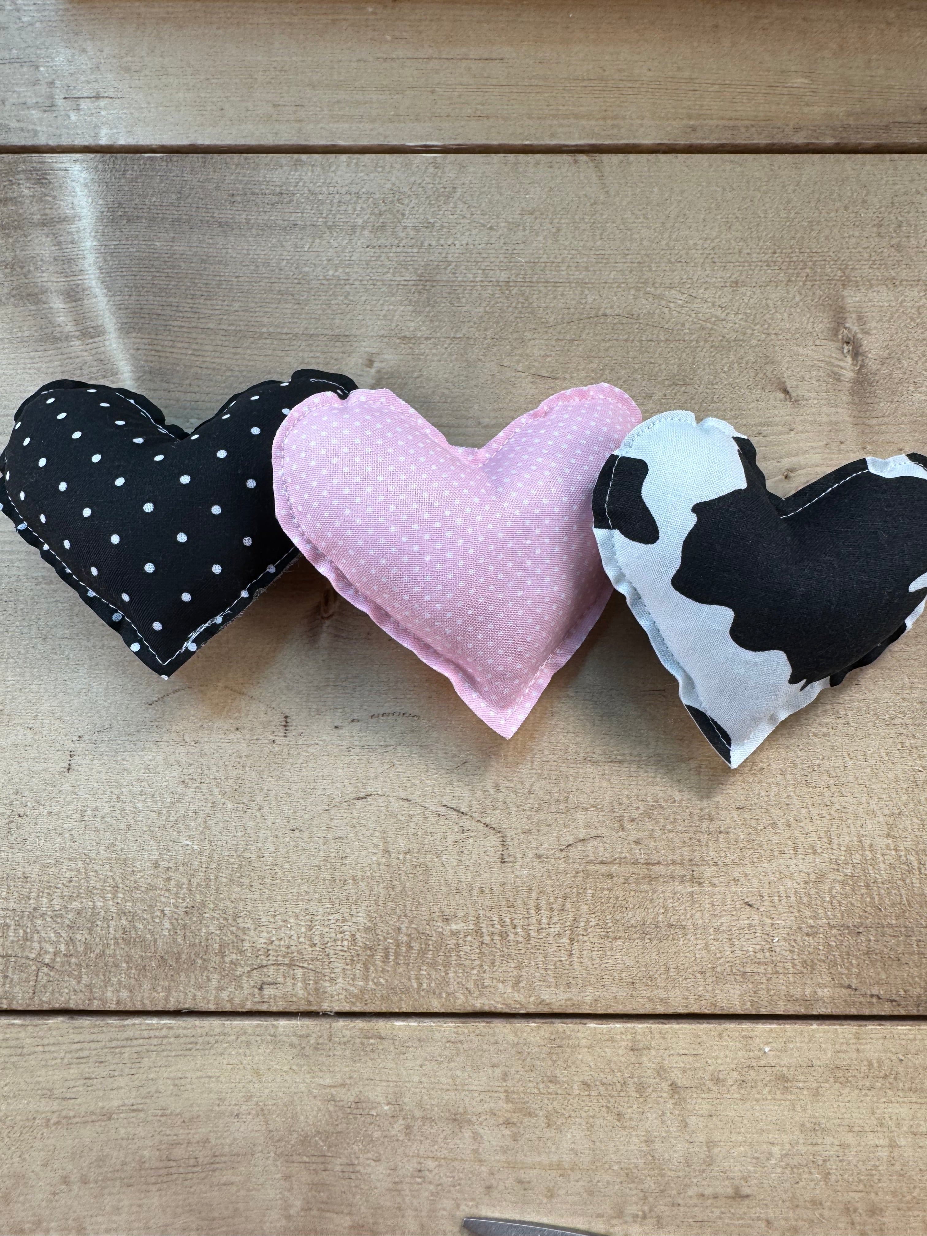 Cow theme set of 3 hearts – Lisa’s Little Things LLC