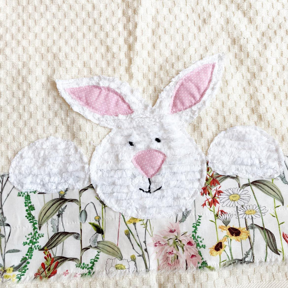Bunny with paws applique pattern in 3 sizes – Lisa’s Little Things LLC
